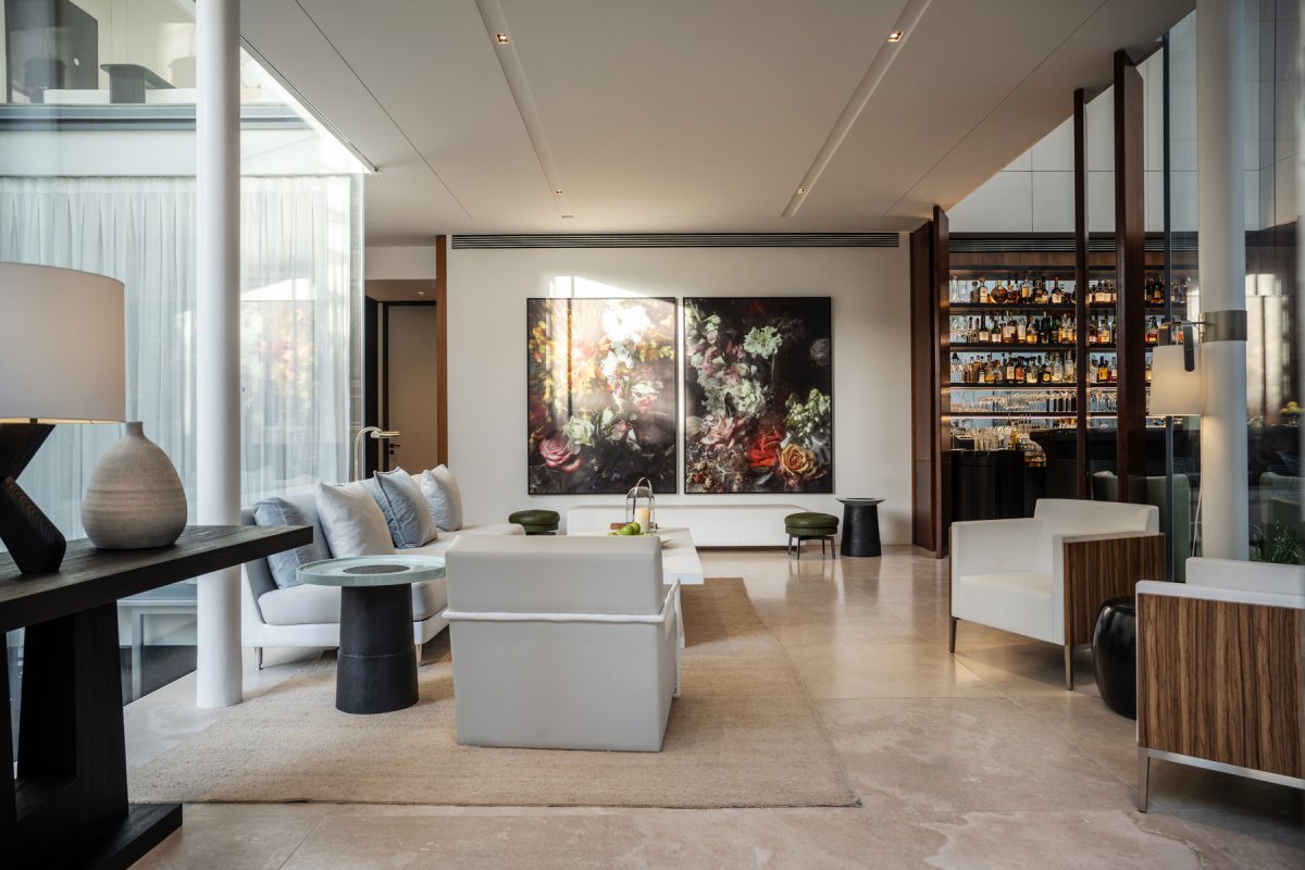 YINJISPACE - Christian Liaigre x R48 Hotel